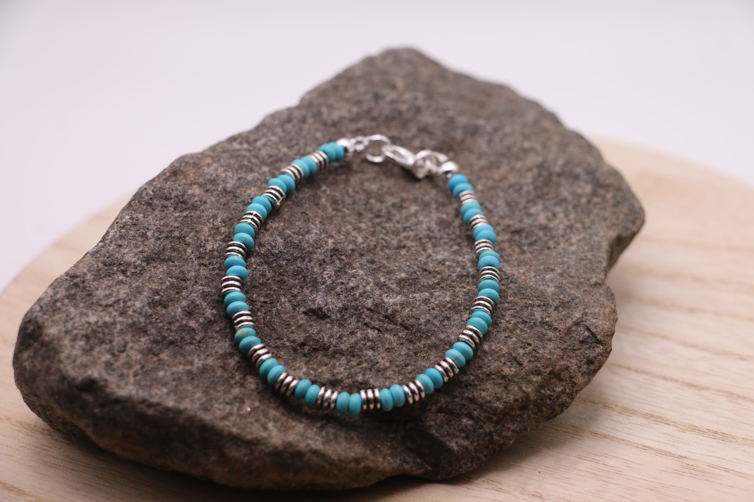 Bracelet Silver and Soft blue beads | Tempo Alley Jewelry